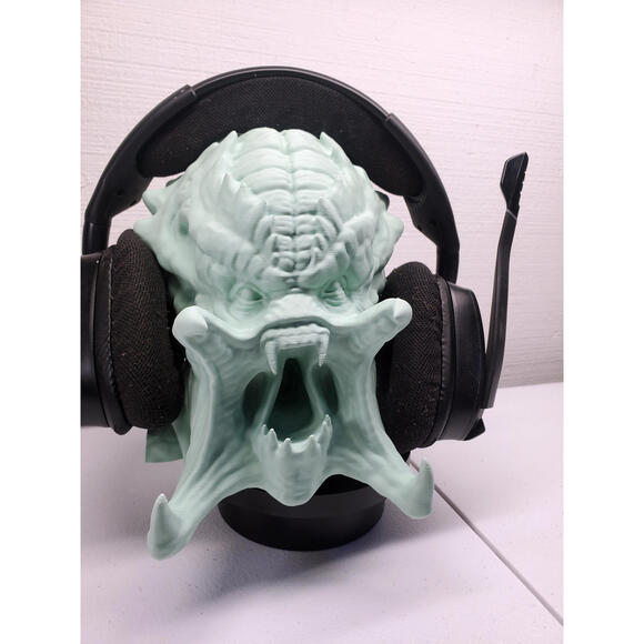 Portable Audio & Video | Predator Headphone Stand Alien Vs Predator ...